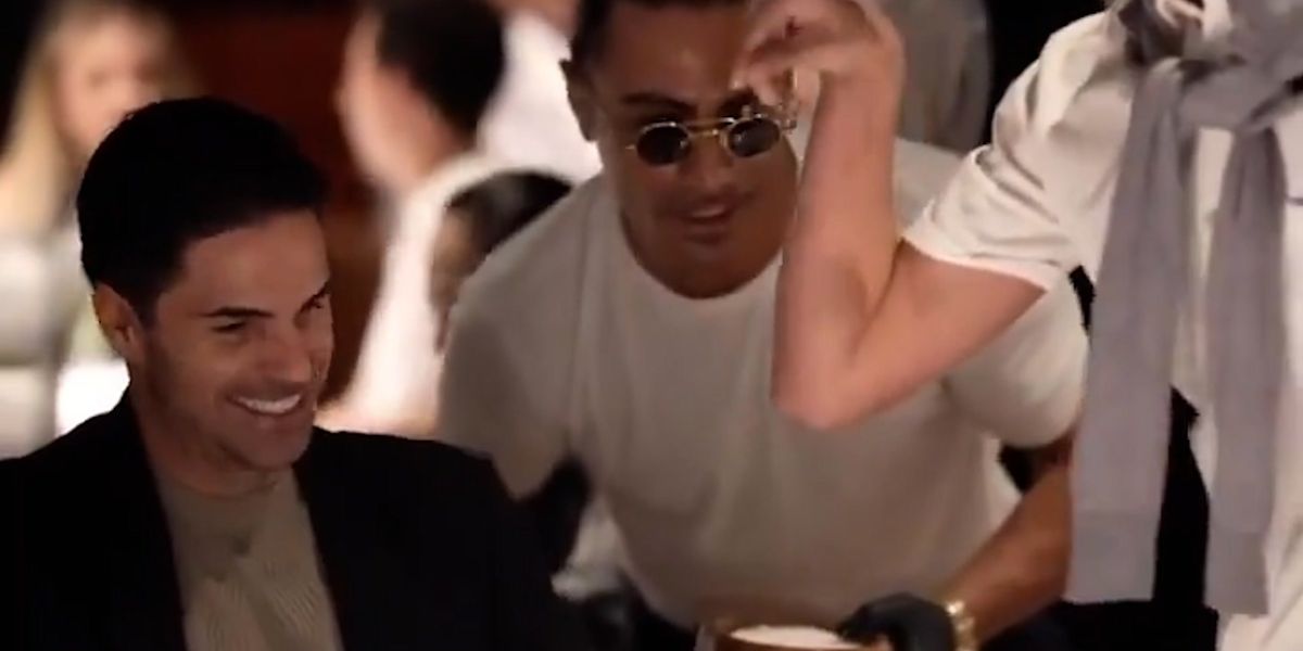 Salt Bae Feeding Arsenal Manager Mikel Arteta Steak Becomes ‘embarrassing Internet Meme Indy100