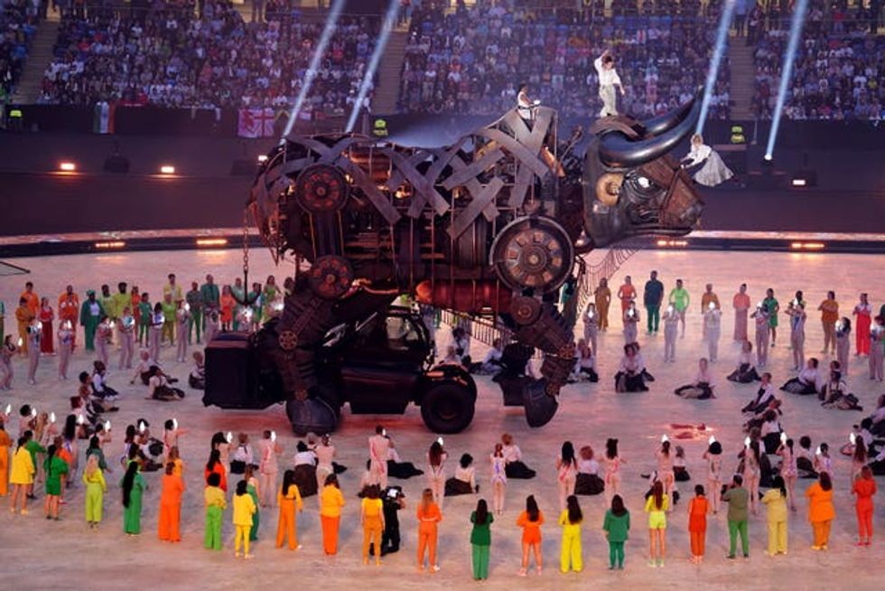 In Pictures: Raging Bull kicks off Commonwealth Games opening ceremony ...