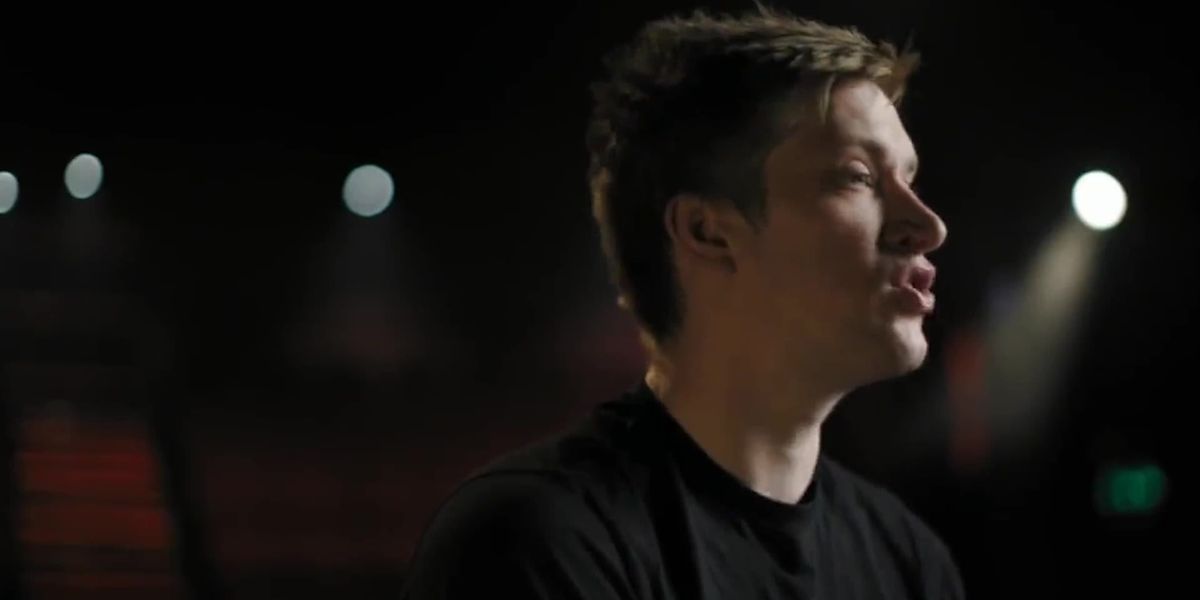 Daniel Sloss Praised For Speaking Out Against Russell Brand Indy100 daniel-sloss-praised-for-speaking-out-against-russell-brand-indy100