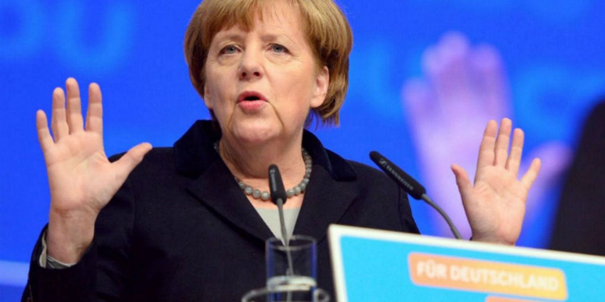 Angela Merkel delivers speech on refugees, gets nine-minute standing ...