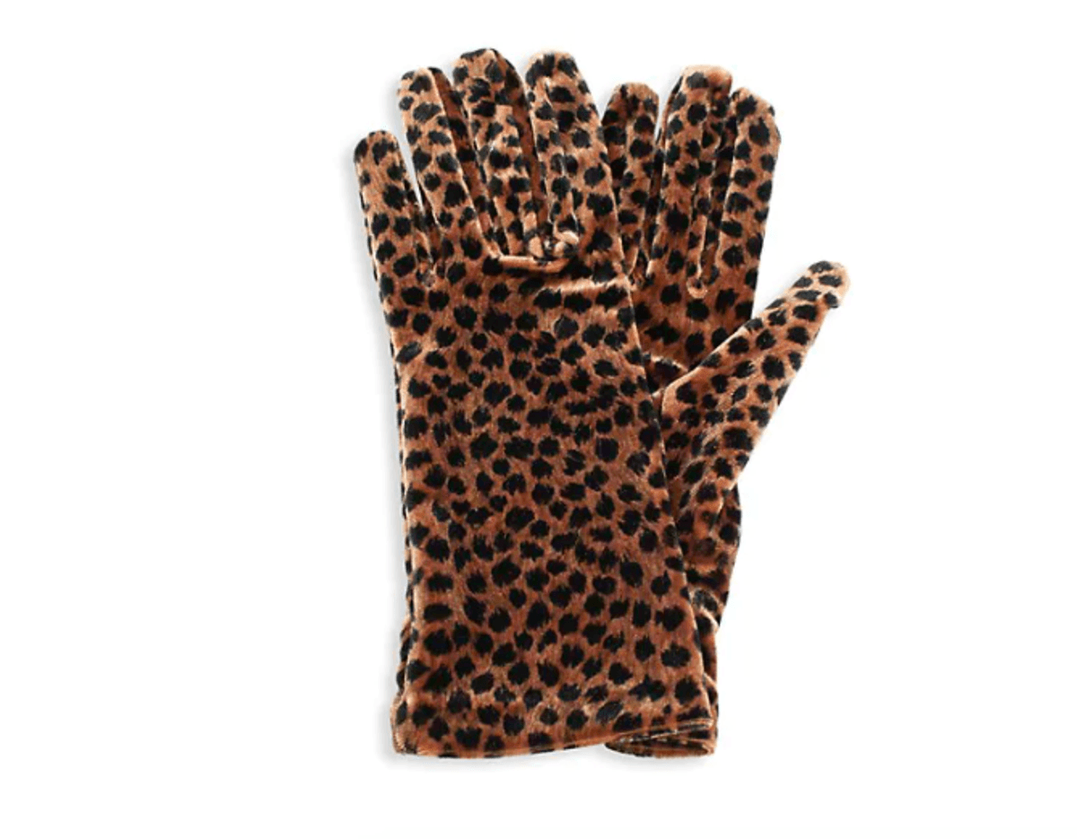 Portolano Velvet Cheetah-Print Gloves | indy100