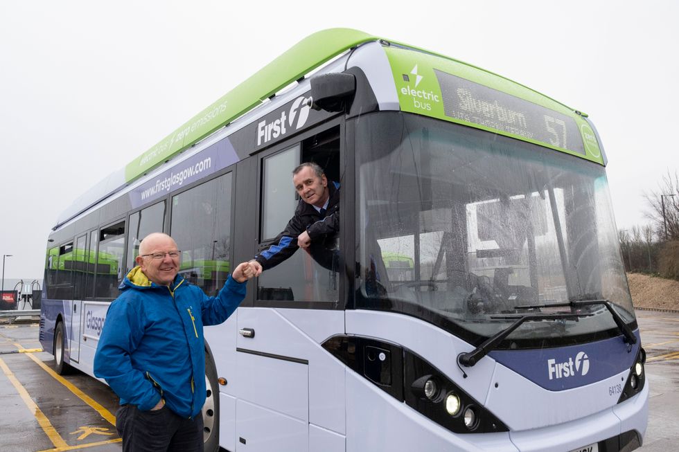 Passenger reunited with bus driver who saved his life | indy100