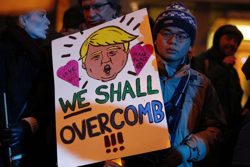The 10 best protest signs against Donald Trump | indy100