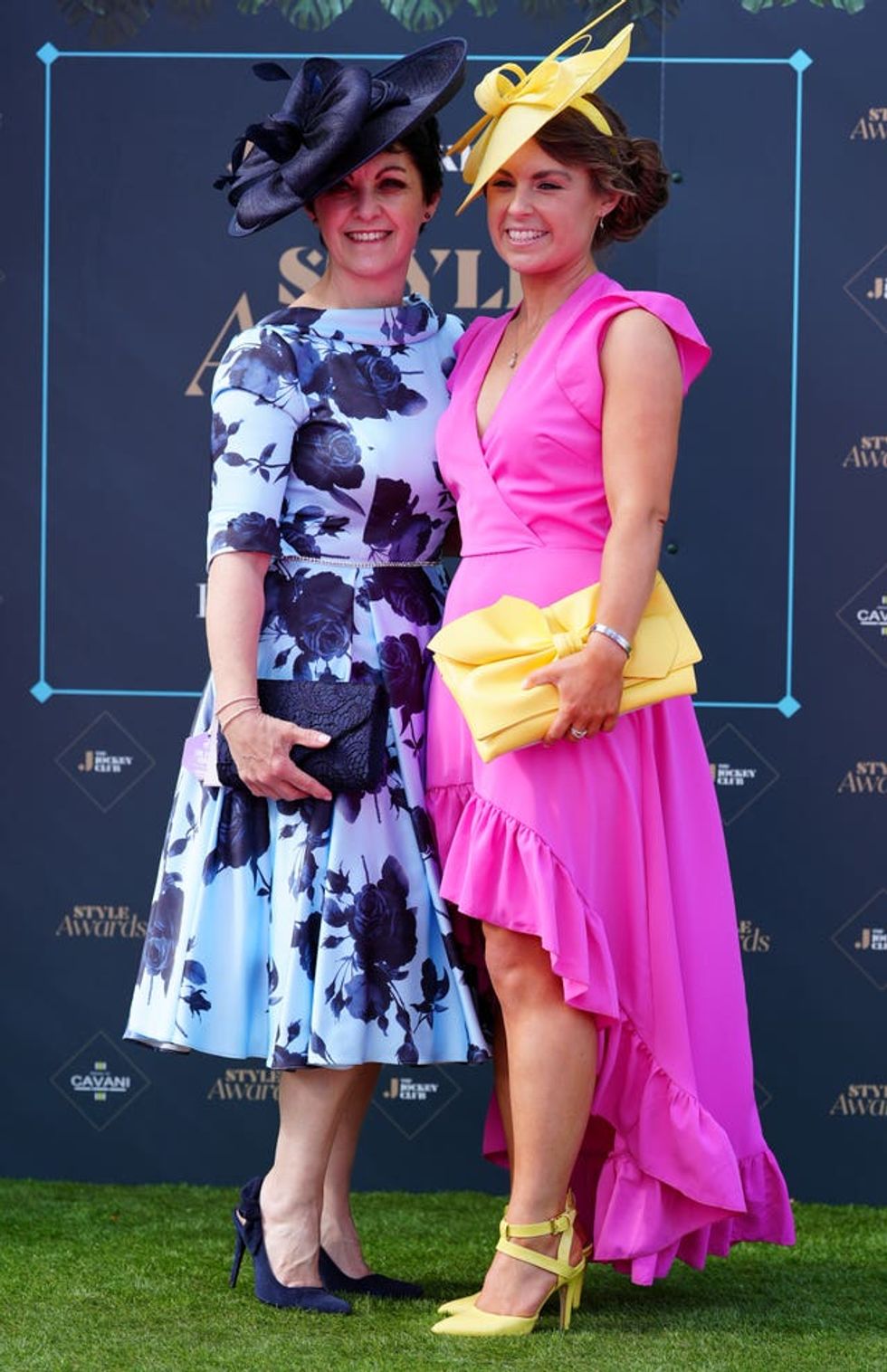 In Pictures: Racegoers lead style stakes for Ladies Day at Aintree ...