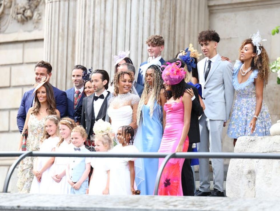 In Pictures: Two become one as Mel B marries in St Paul’s Cathedral | indy100