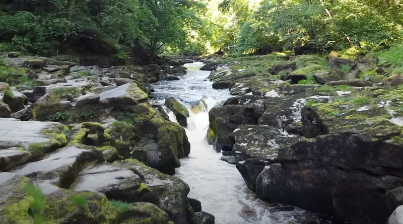 Bolton Strid Depth Exploring The Strid At Bolton Abbey, North