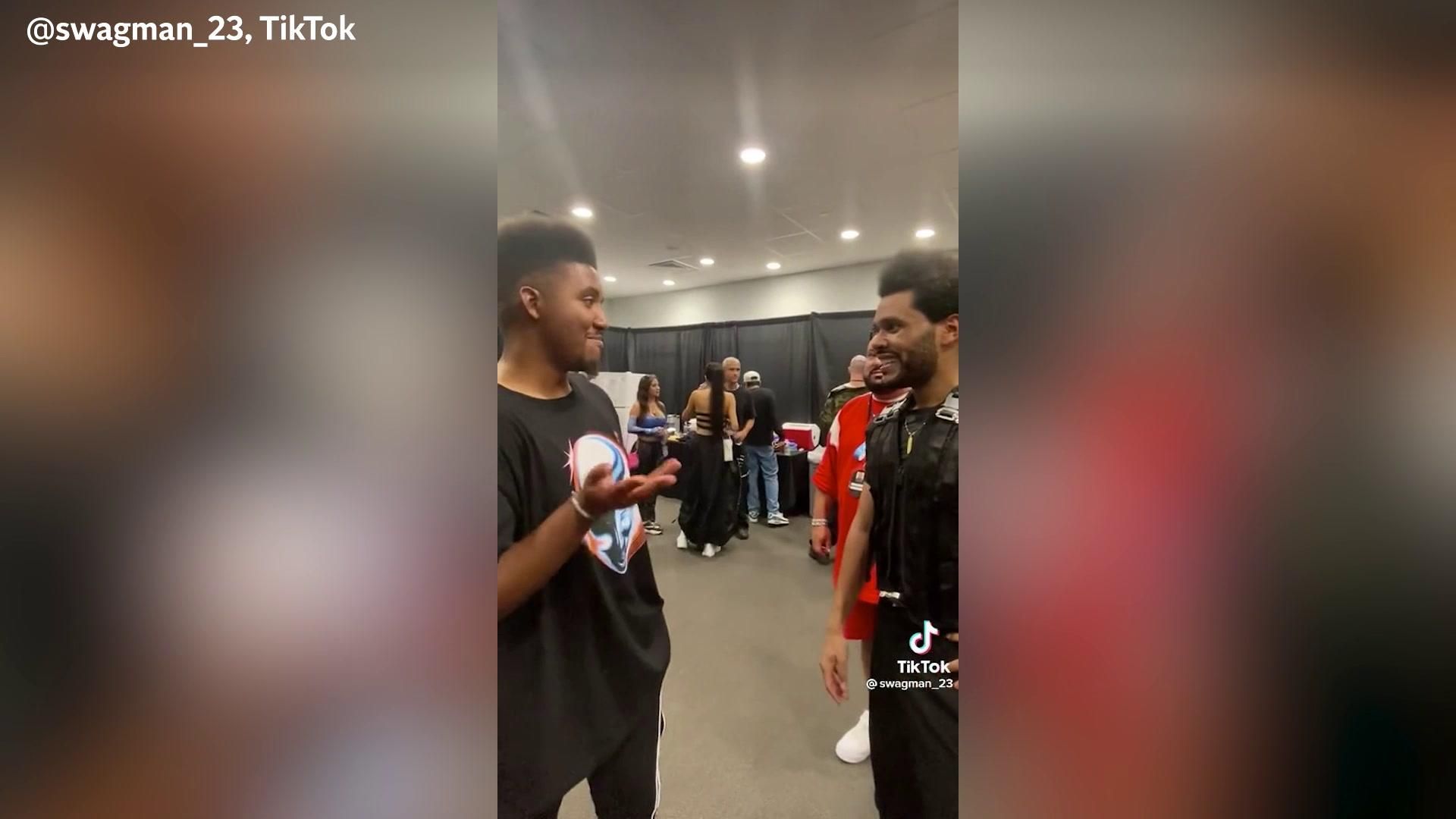 The Weeknd fans can't get over how different his speaking voice is ...