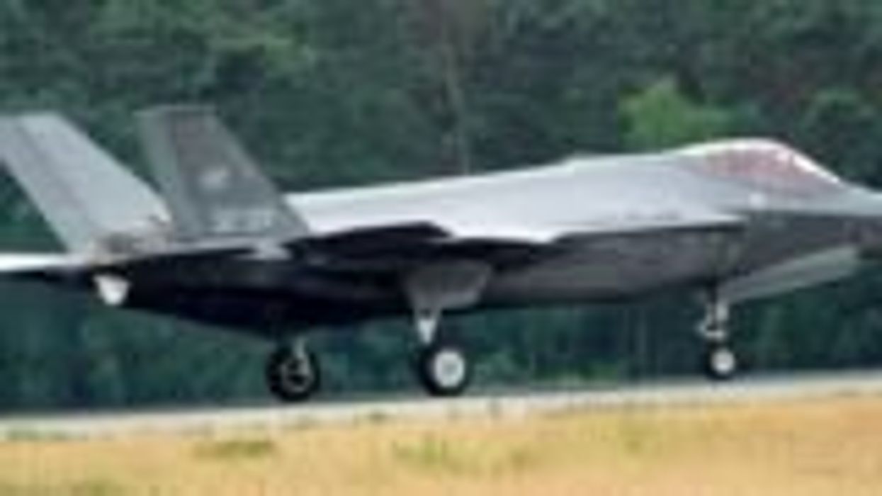 F-35 memes go viral as US military searches for missing jet | indy100 F-35 memes go viral as US military searches for missing jet | indy100
